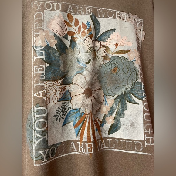 Comfort Colors | Tops | Floral Graphic Comfort Colors Tshirt In Brown ...